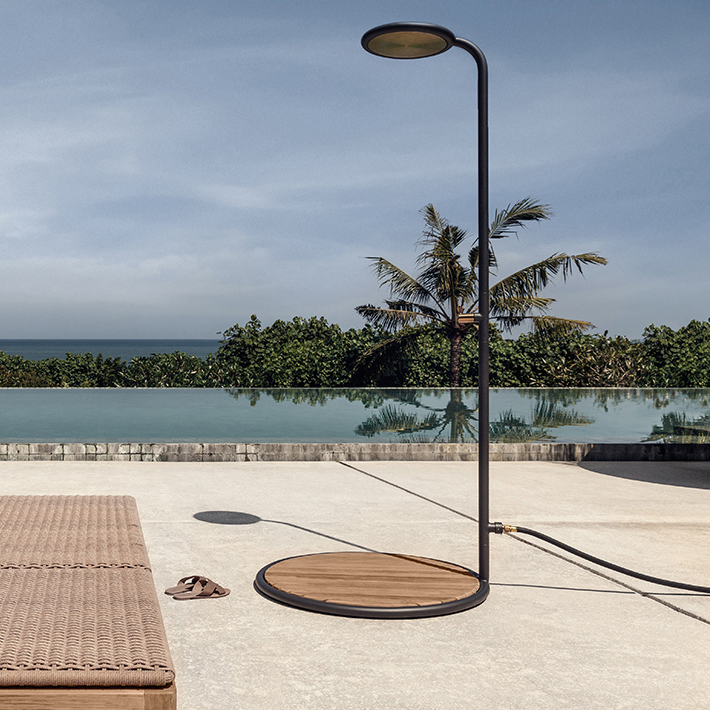 Gloster Deco Garden Shower | AuthenTEAK