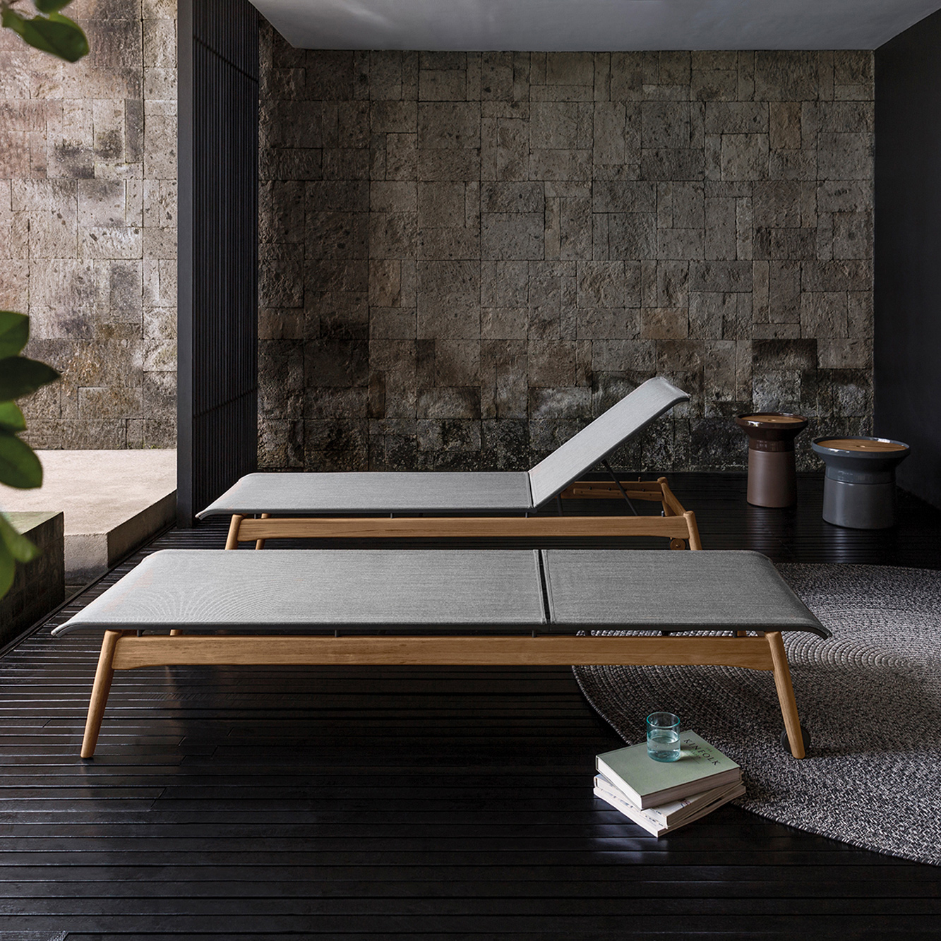 Gloster Sway Sling Chaise Lounge | AuthenTEAK