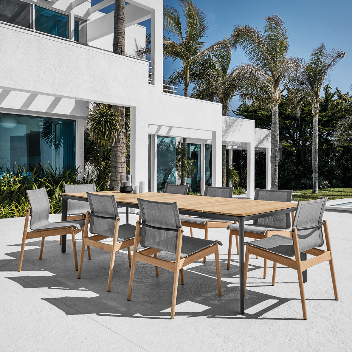 Gloster Carver 110" Teak Rectangular Dining Table | AuthenTEAK