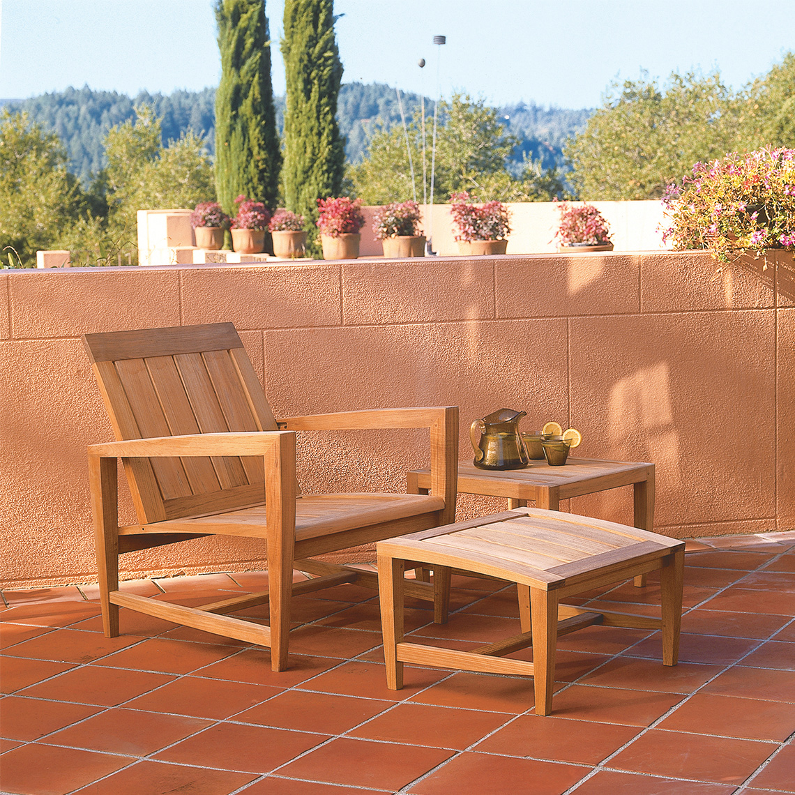 Kingsley Bate Amalfi 22" Teak Square Side Table | AuthenTEAK