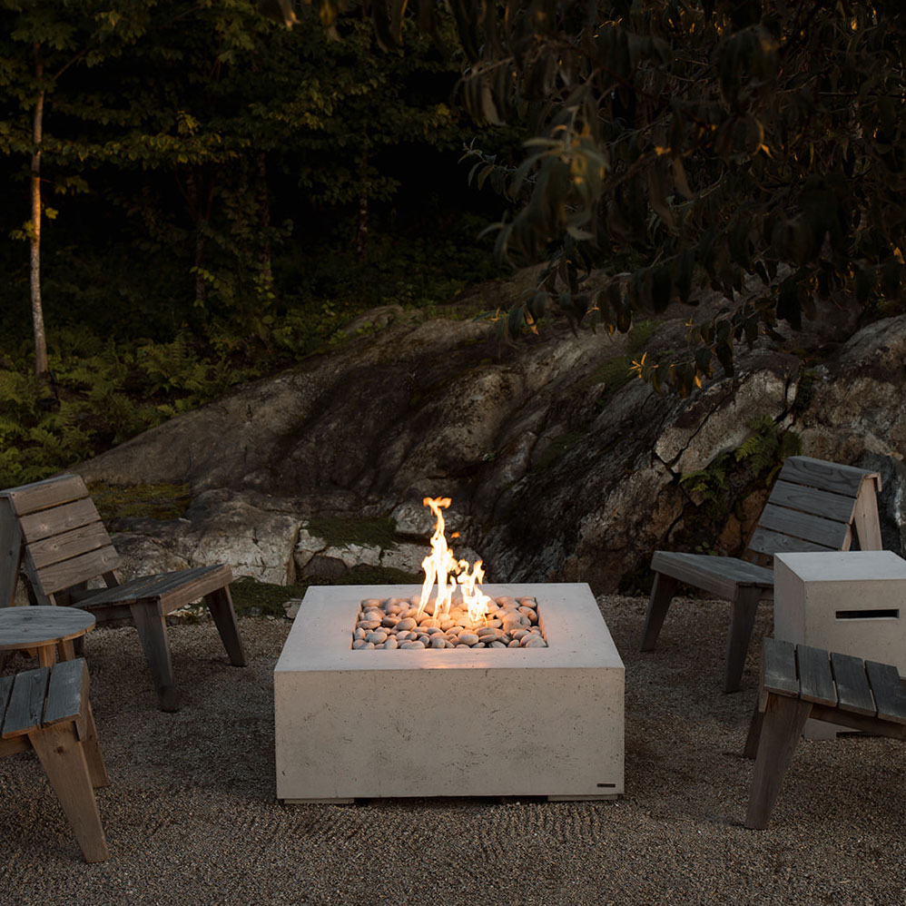 DEKKO Fire Pits Alea 40" Square Concrete Gas Fire Pit | AuthenTEAK