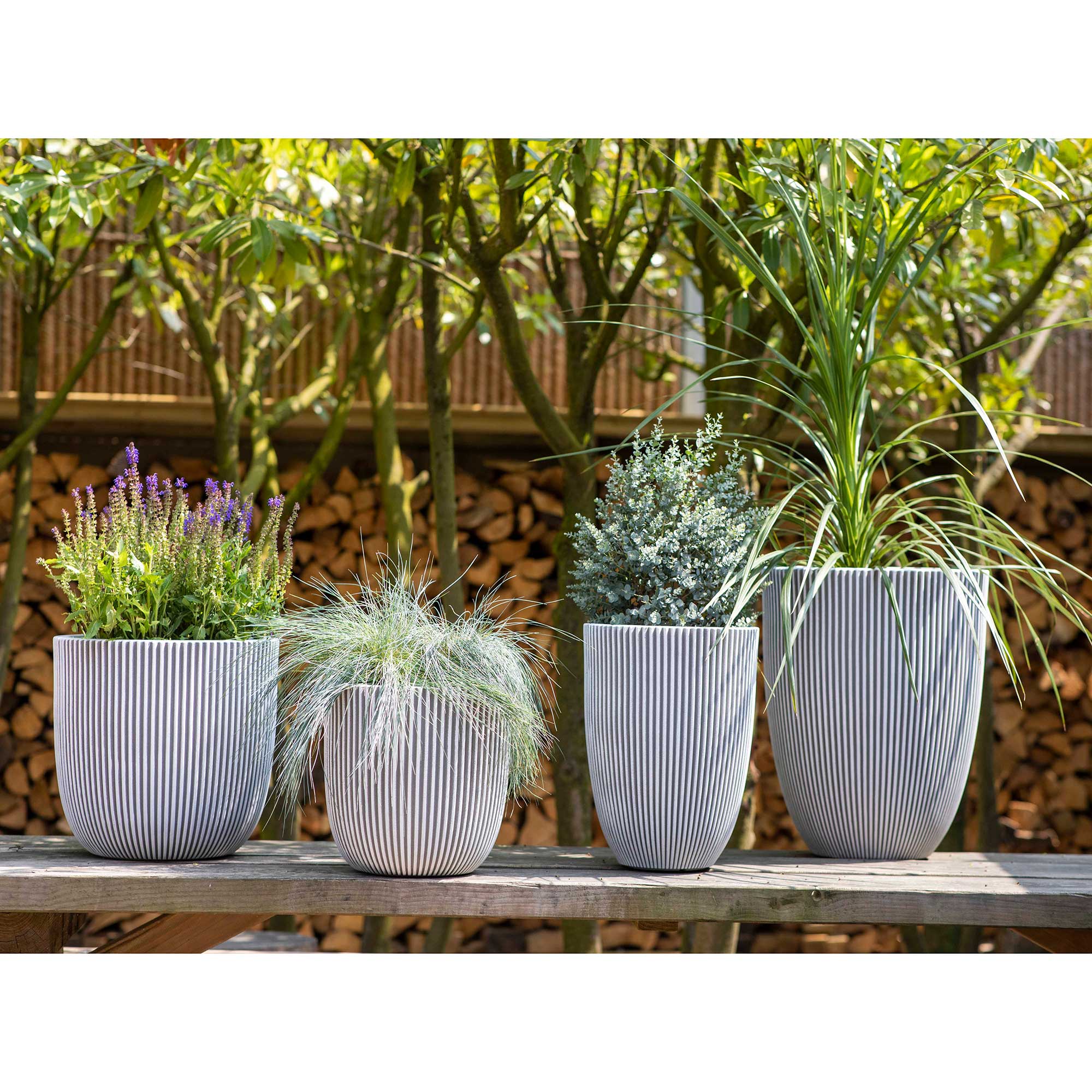 Capi Nature Groove 14" Ball Planter Pot - Ivory | AuthenTEAK