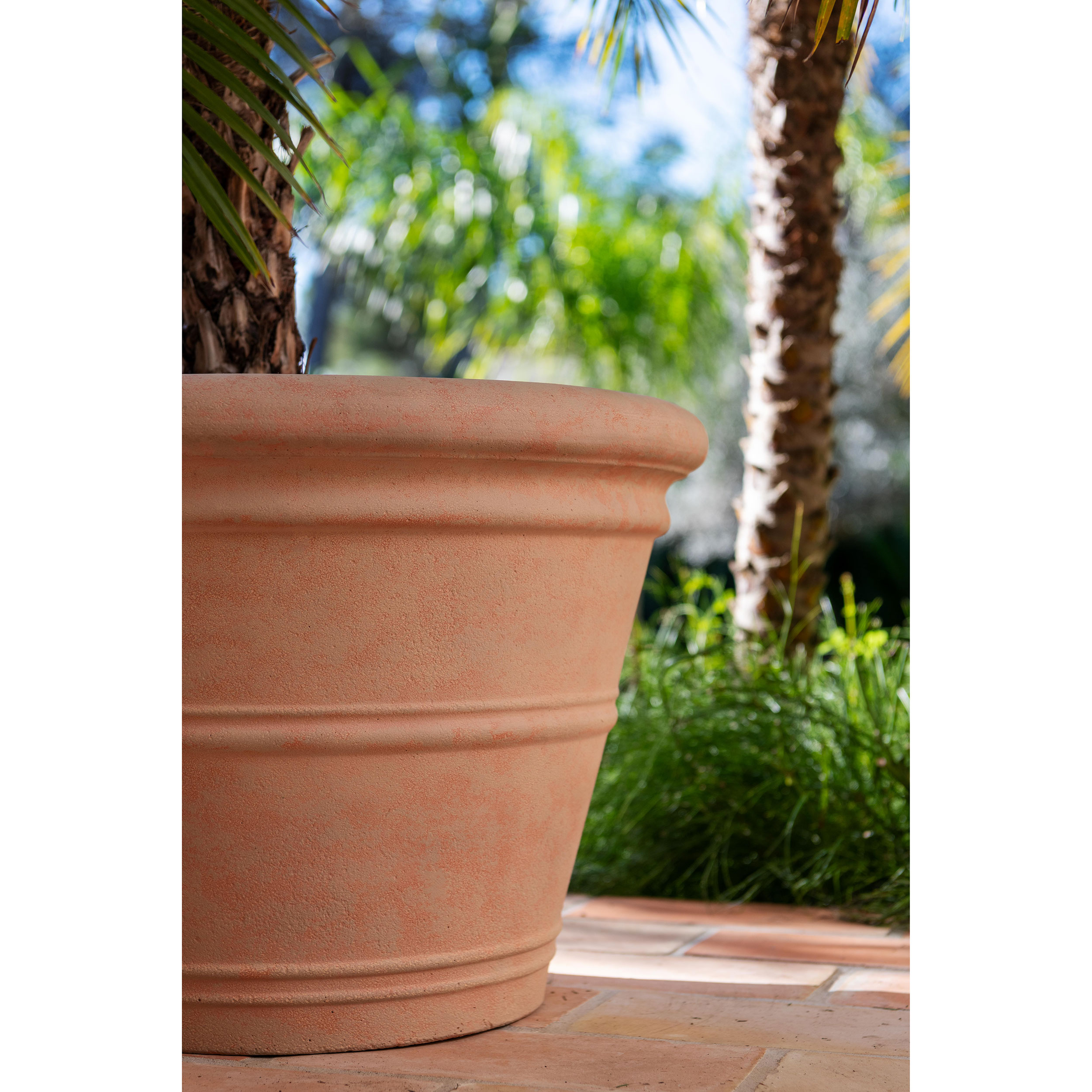 Pottery Pots Treasure Kyra 21" Round Ficonstone Planter Pot | AuthenTEAK