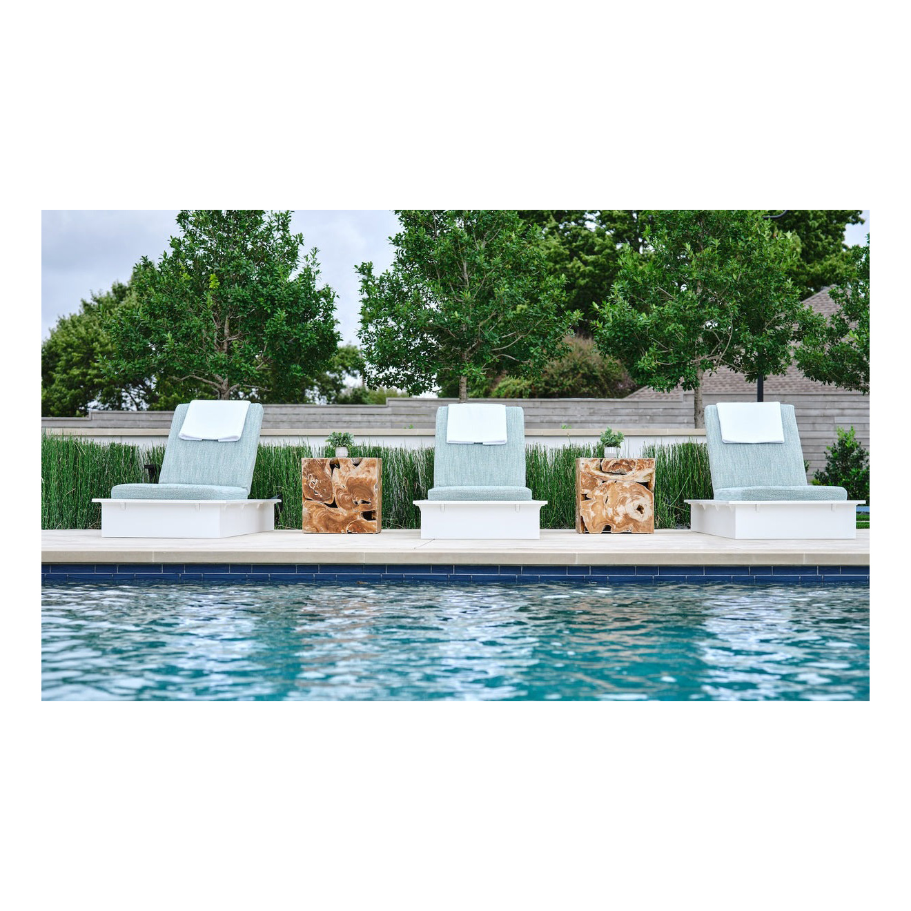 LEDGE Echo Resin Chaise Lounge | AuthenTEAK