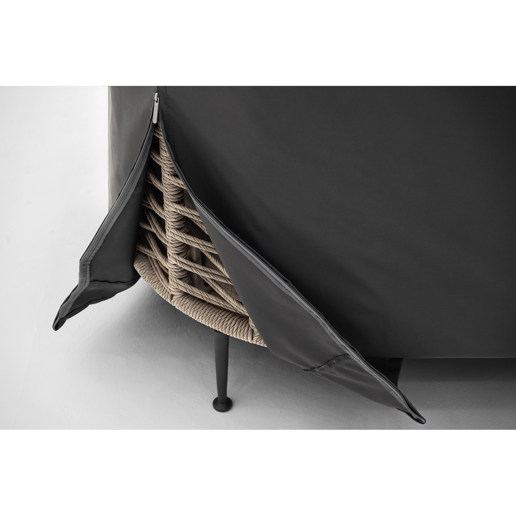 Gloster Bells 16" Round Side Table with Ice Bucket Insert Protective ...